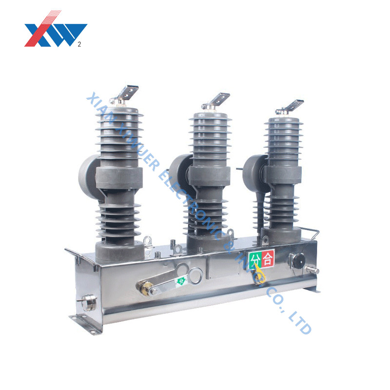 10kV Outdoor High Voltage Recloser Pole Mounted Circuit Breaker Integrated Intelligent Switch