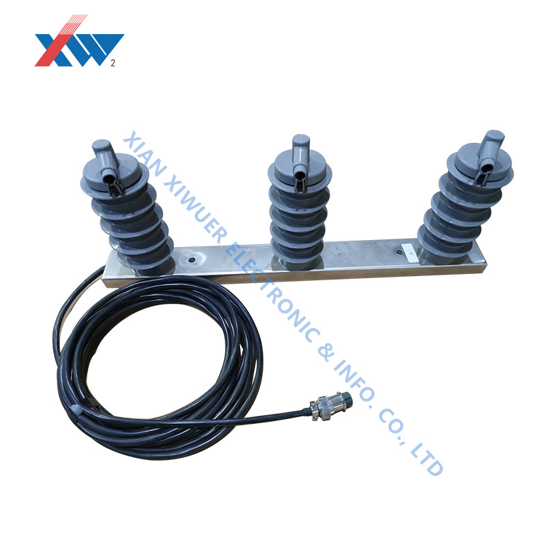 ZW32 24KV Vacuum Circuit Breaker Pole Outdoor Recloser Voltage Sensor ...